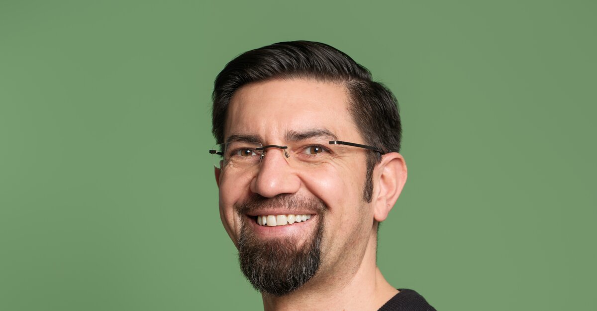 Cornel Gabriel Crisan - Universität Mozarteum