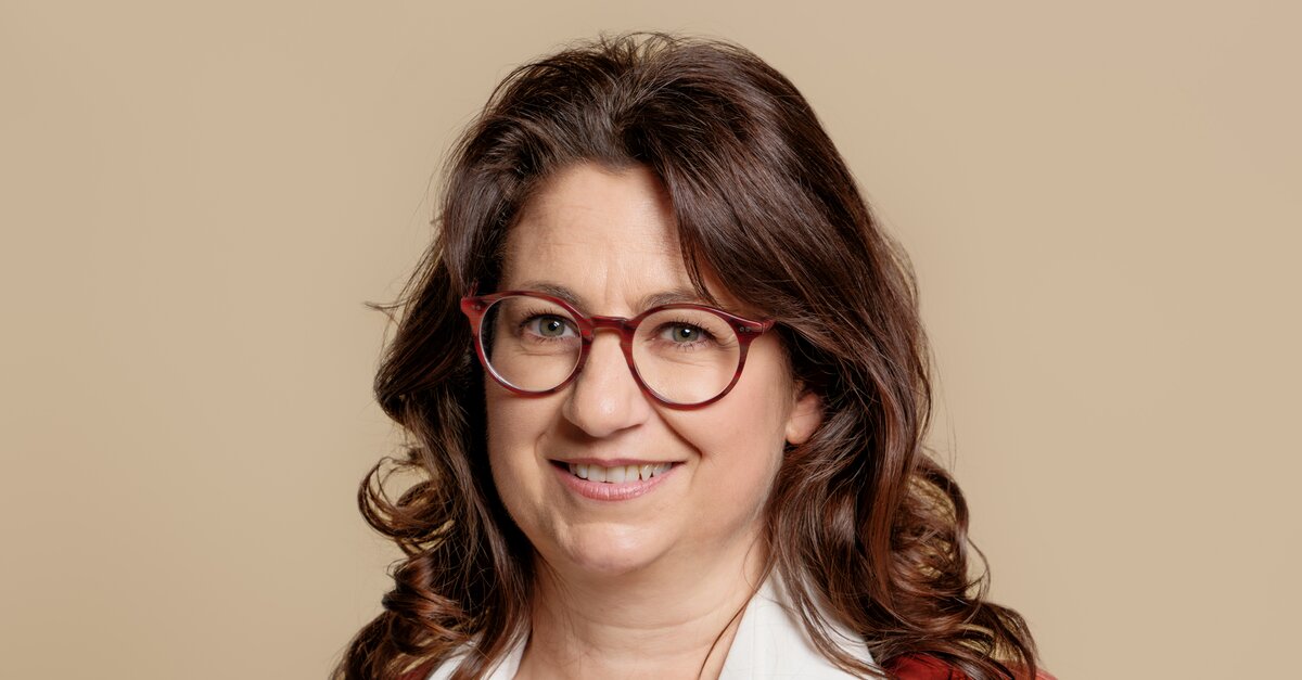 Iris Wagner - Universität Mozarteum