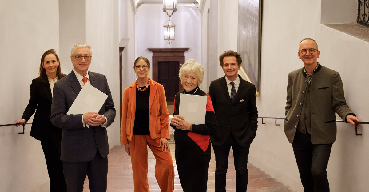 Ehrendoktorate für Dame Janet Ritterman und Michael Worton ...