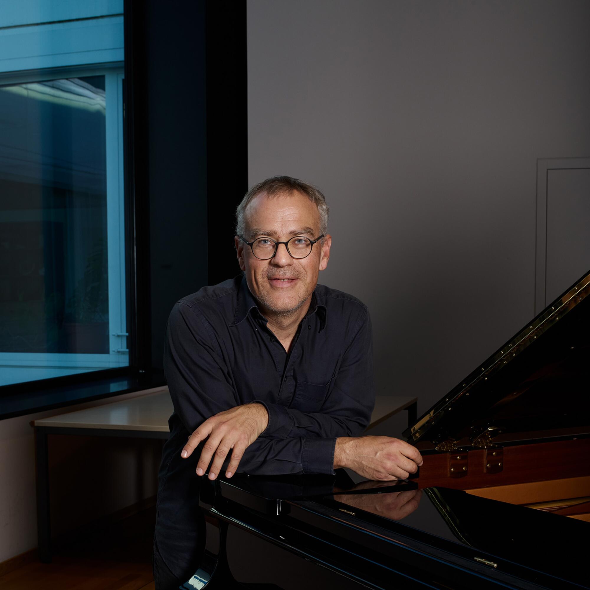 Alexander Ringer - Universität Mozarteum