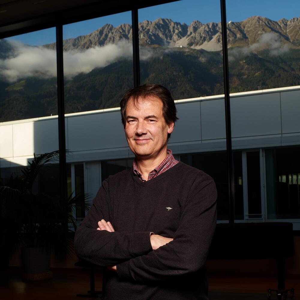 Francois-Pierre Descamps - Universität Mozarteum