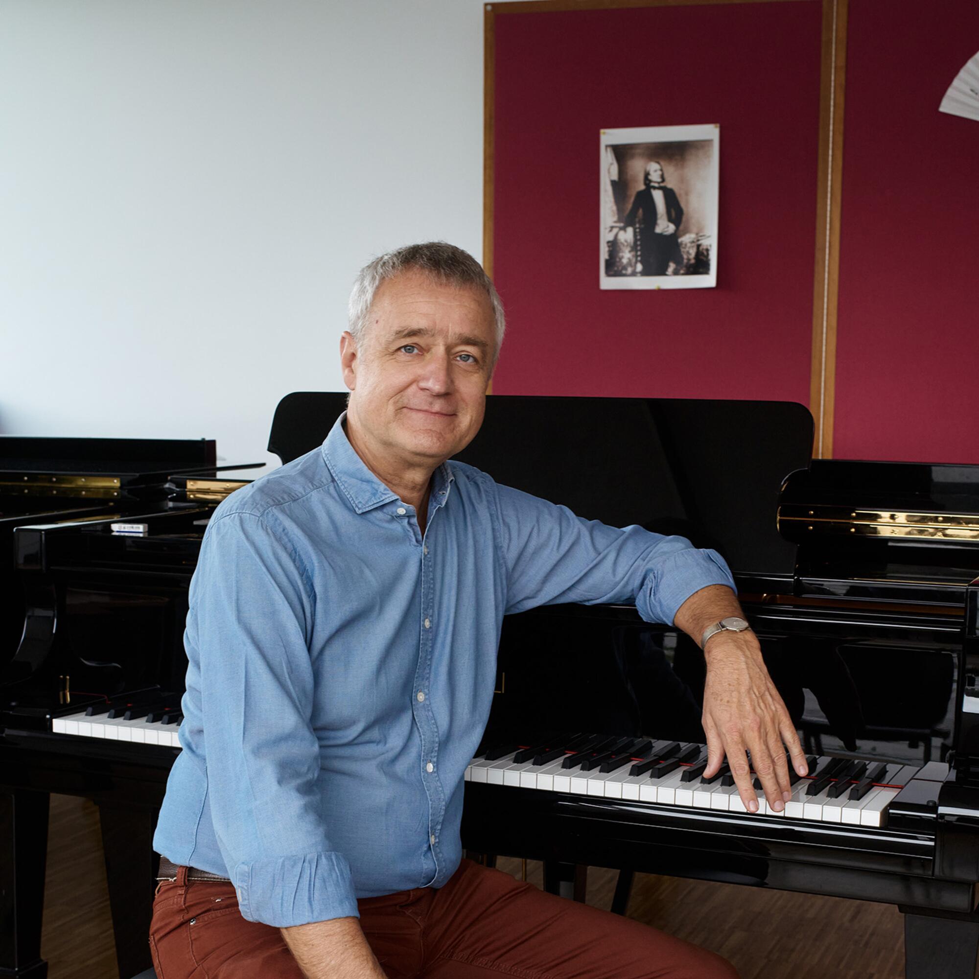 Andreas Groethuysen - Universität Mozarteum