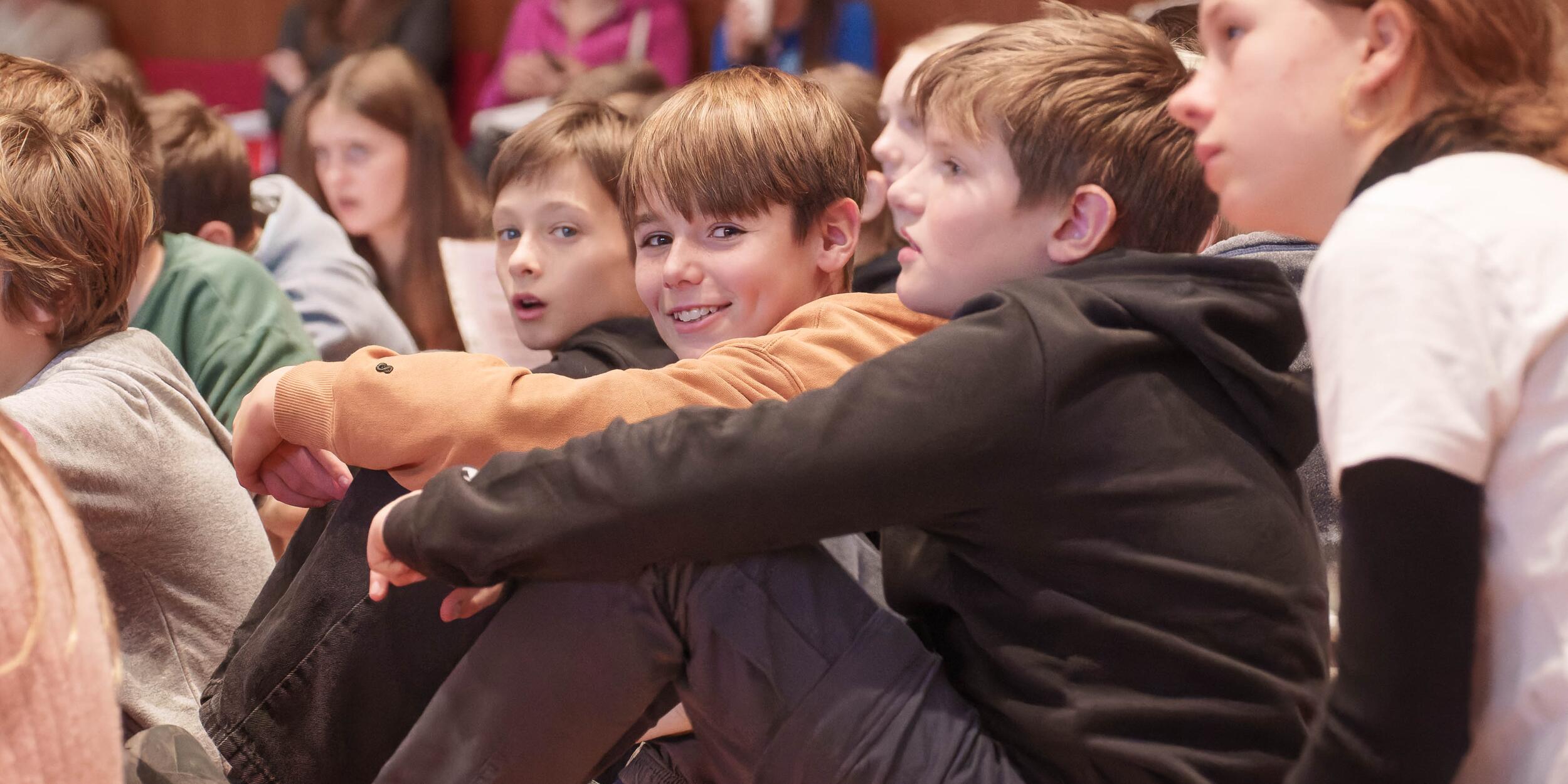 Offers for schools in the Moz-Art zone - Universität Mozarteum