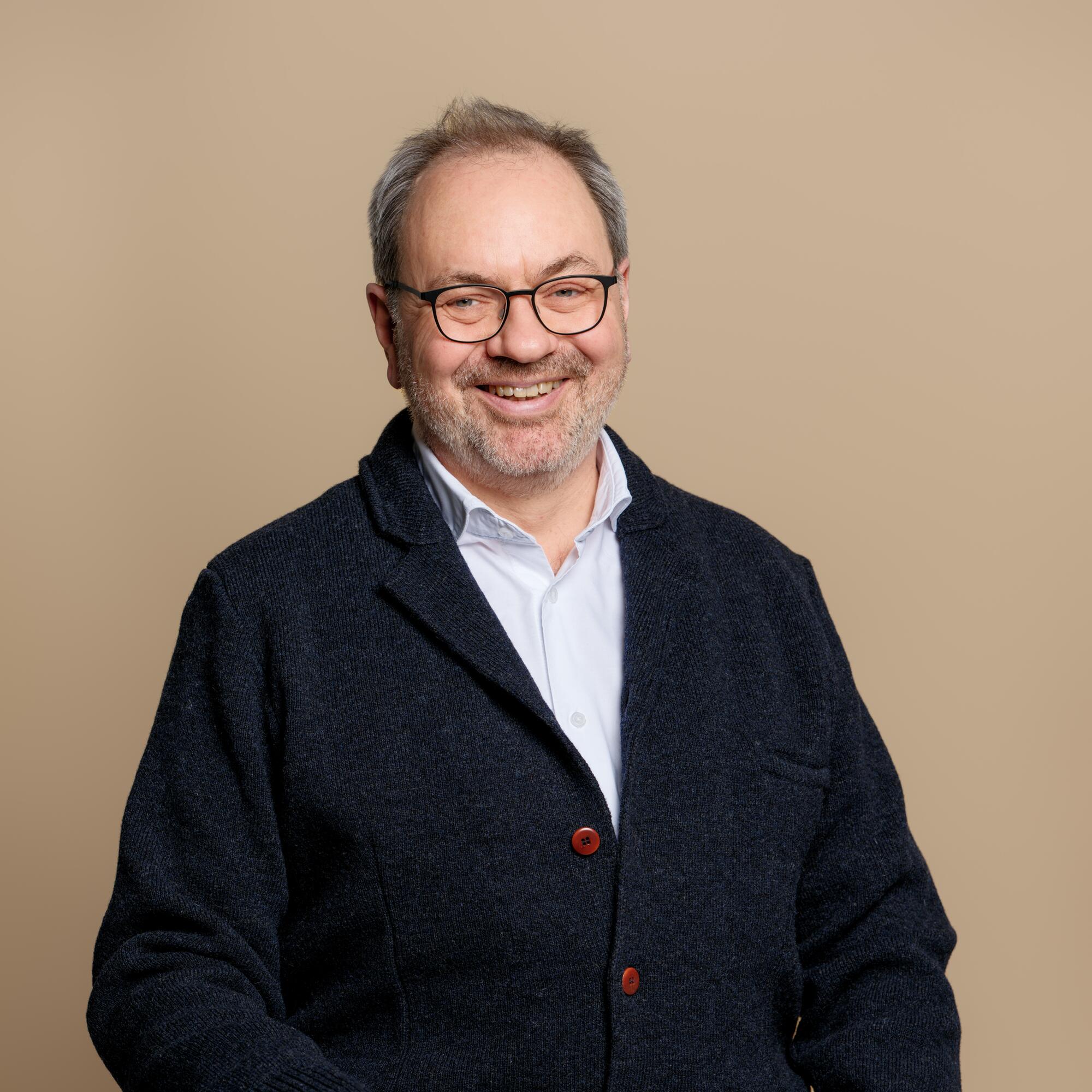 Robert Holzner - Universität Mozarteum